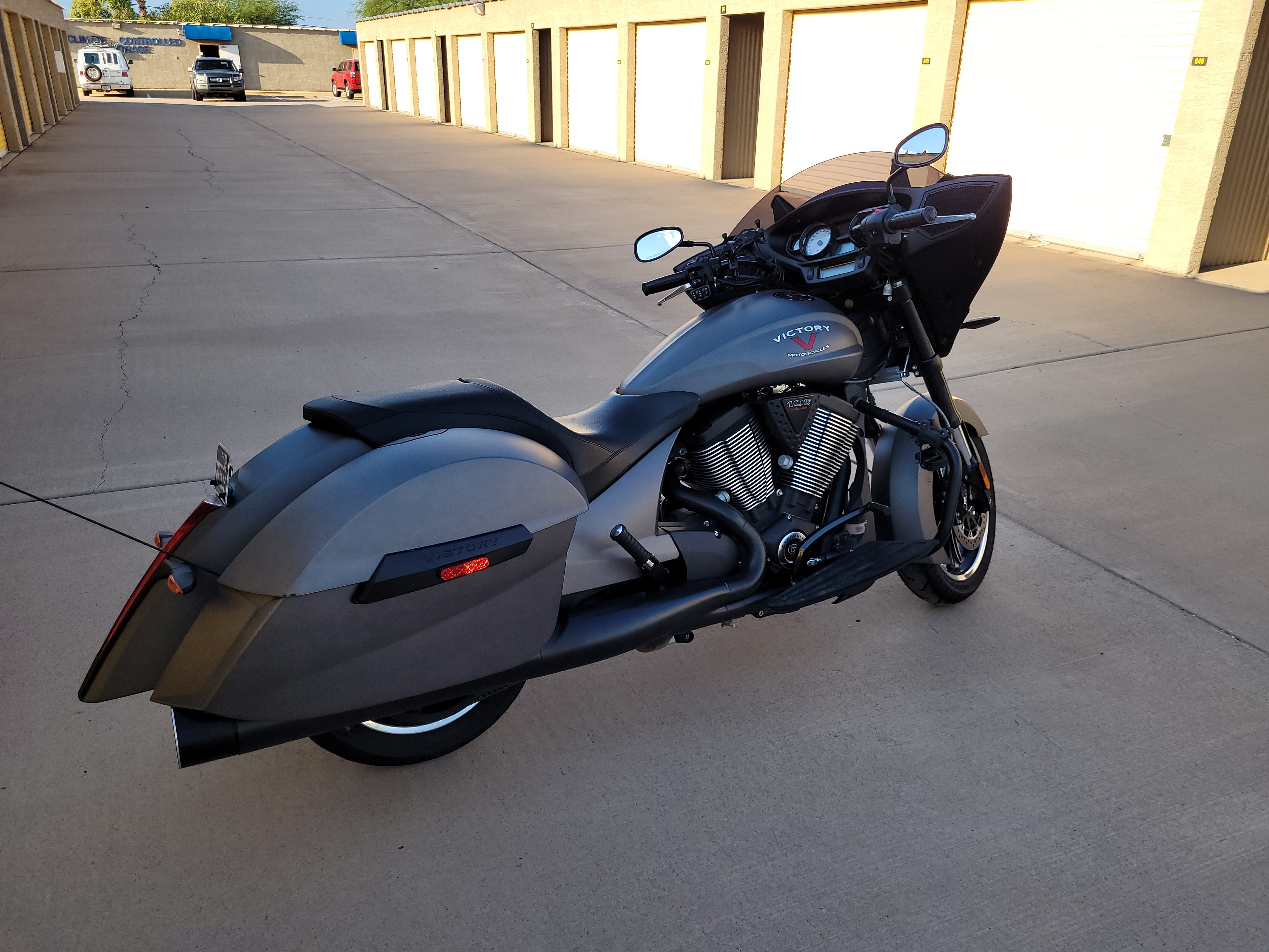 Victory Motorcycle Tour Pack Hanger | Reviewmotors.co