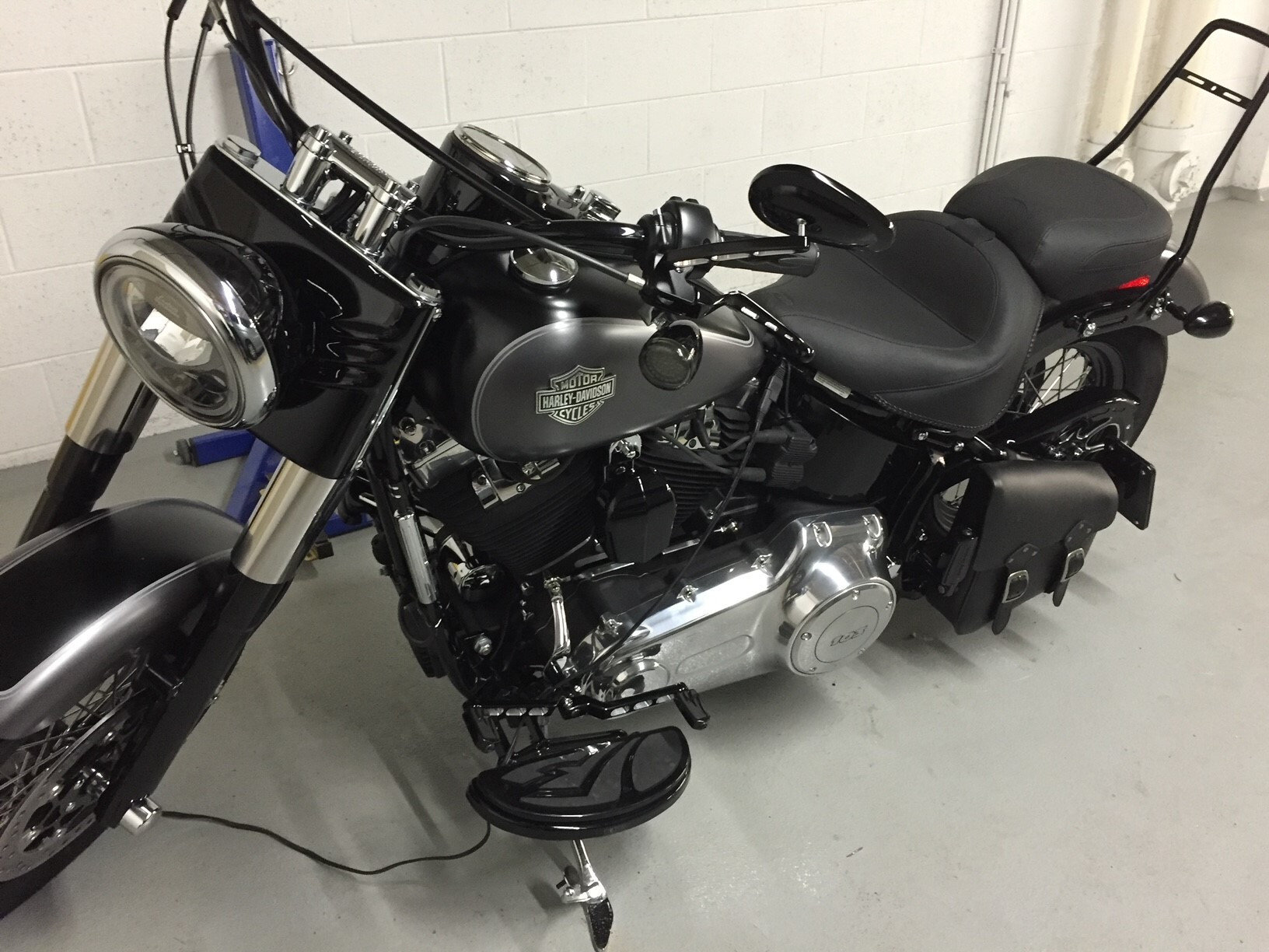 Harley Davidson Softail Slim Custom